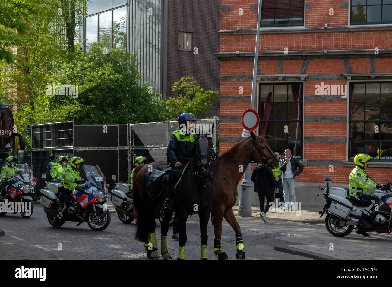 Police dutch holland netherlands bike hi-res stock photography and ...