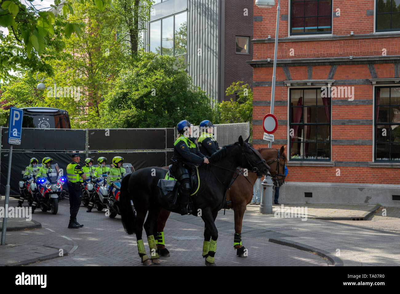 Police dutch holland netherlands bike hi-res stock photography and ...