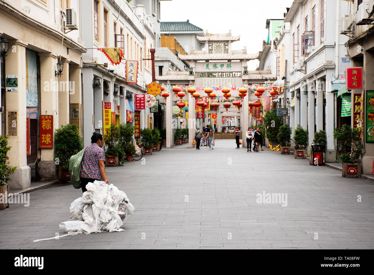 Dragging sack hi-res stock photography and images - Alamy