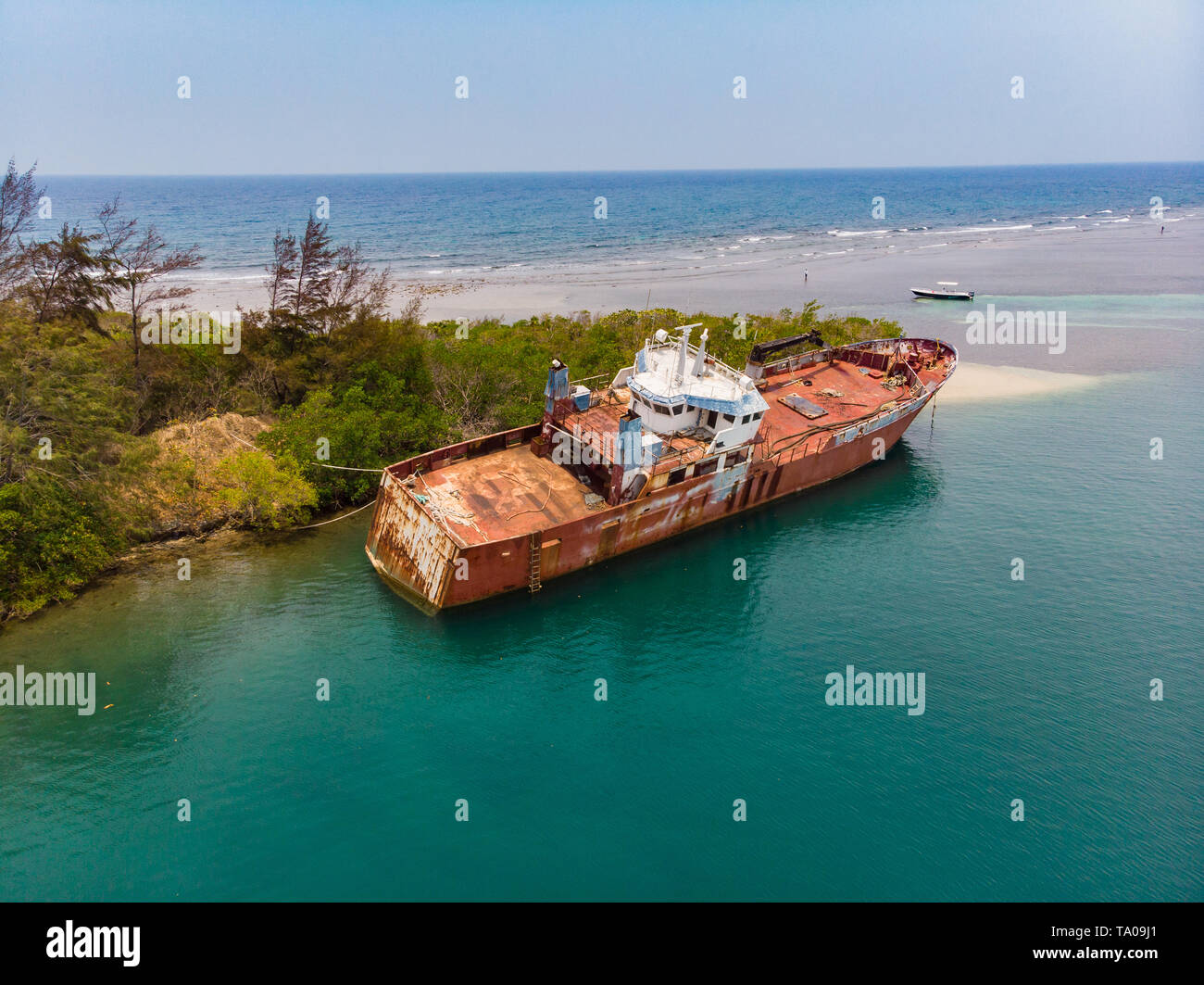 Roatan honduras aerial hi-res stock photography and images - Alamy