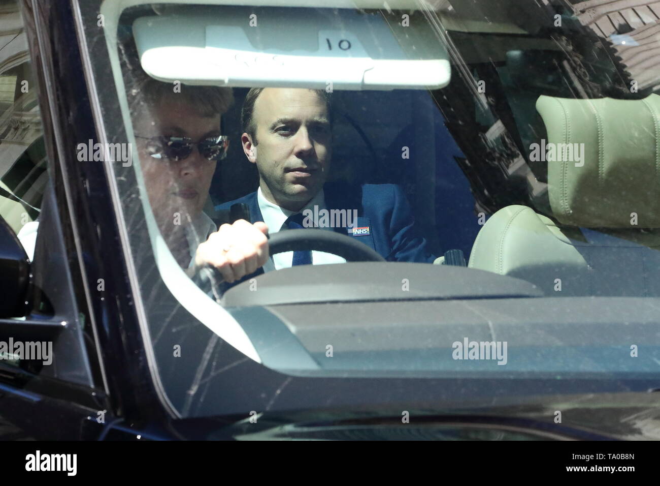 Health and social care secretary matt hancock leaves downing street hi ...