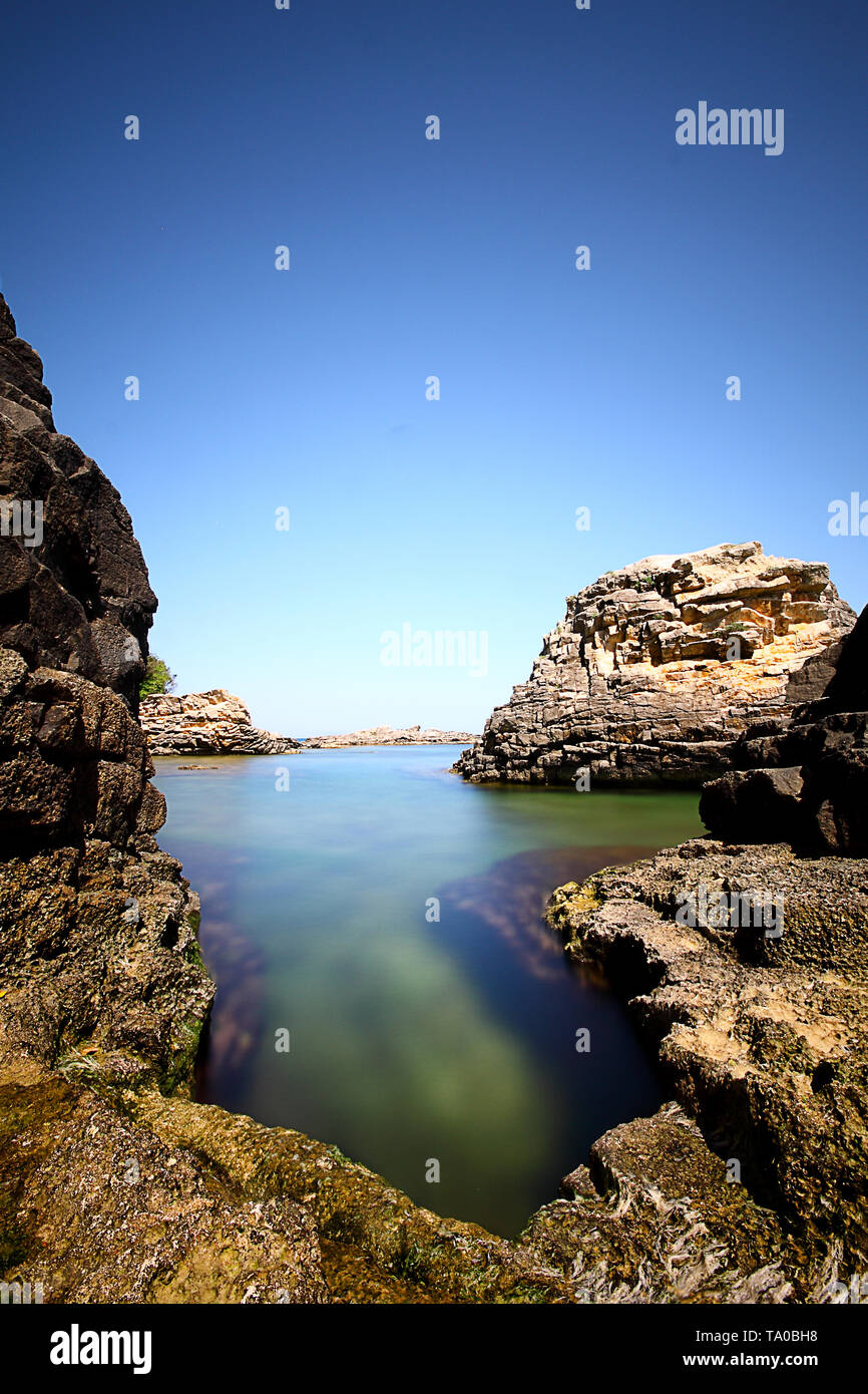 A Rocky Area By The Sea istanbul, Turkey Stock Photo - Alamy