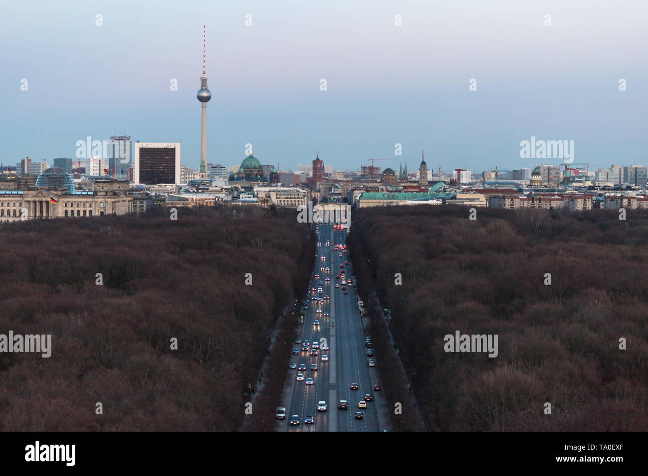 Berlin from above hi-res stock photography and images - Alamy