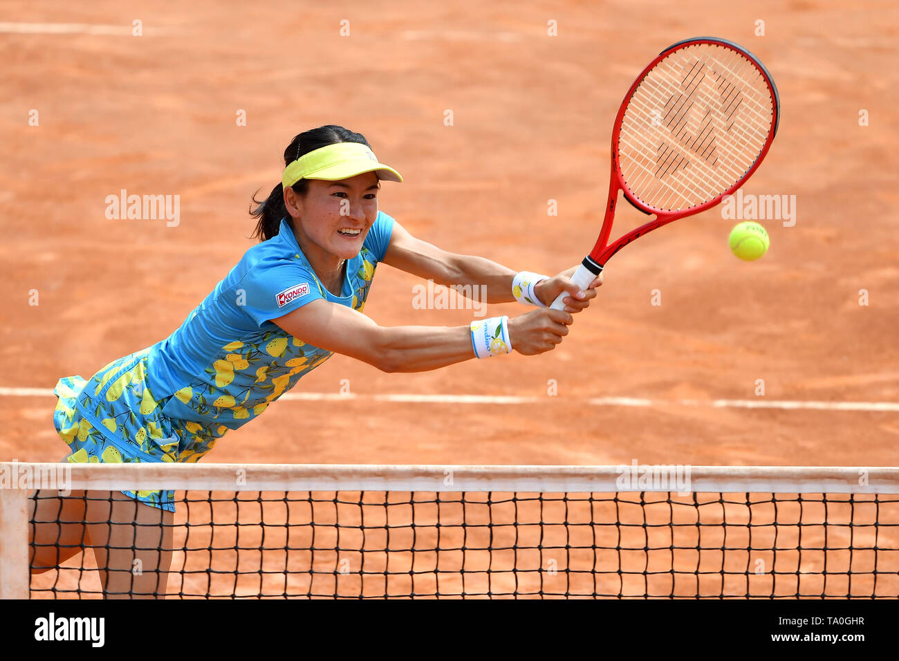 Shuko aoyama hi-res stock photography and images - Alamy