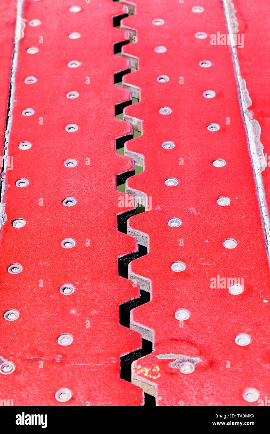 Bridge expansion joint hi-res stock photography and images - Alamy