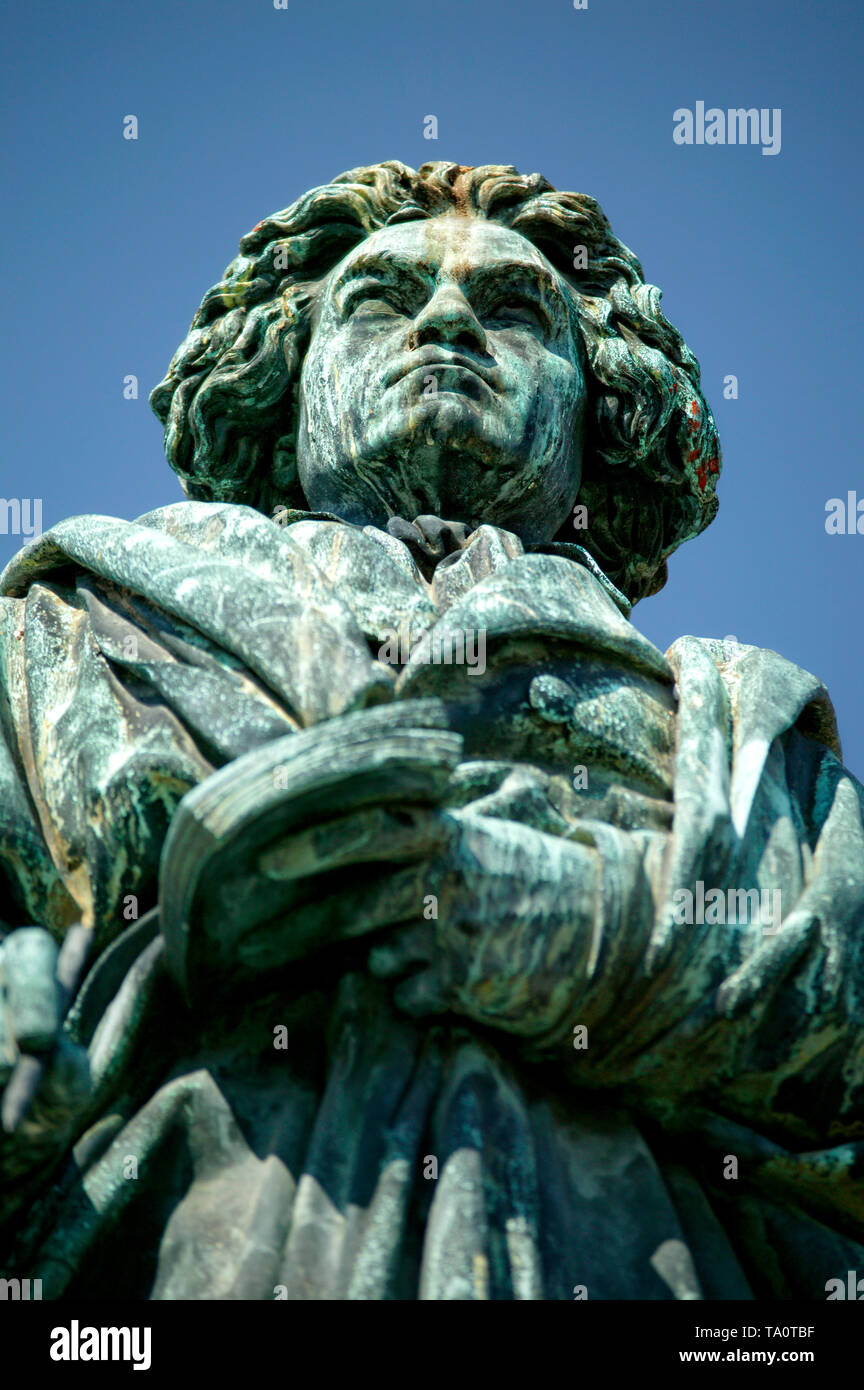 Monument ludwig van beethovens hi-res stock photography and images - Alamy