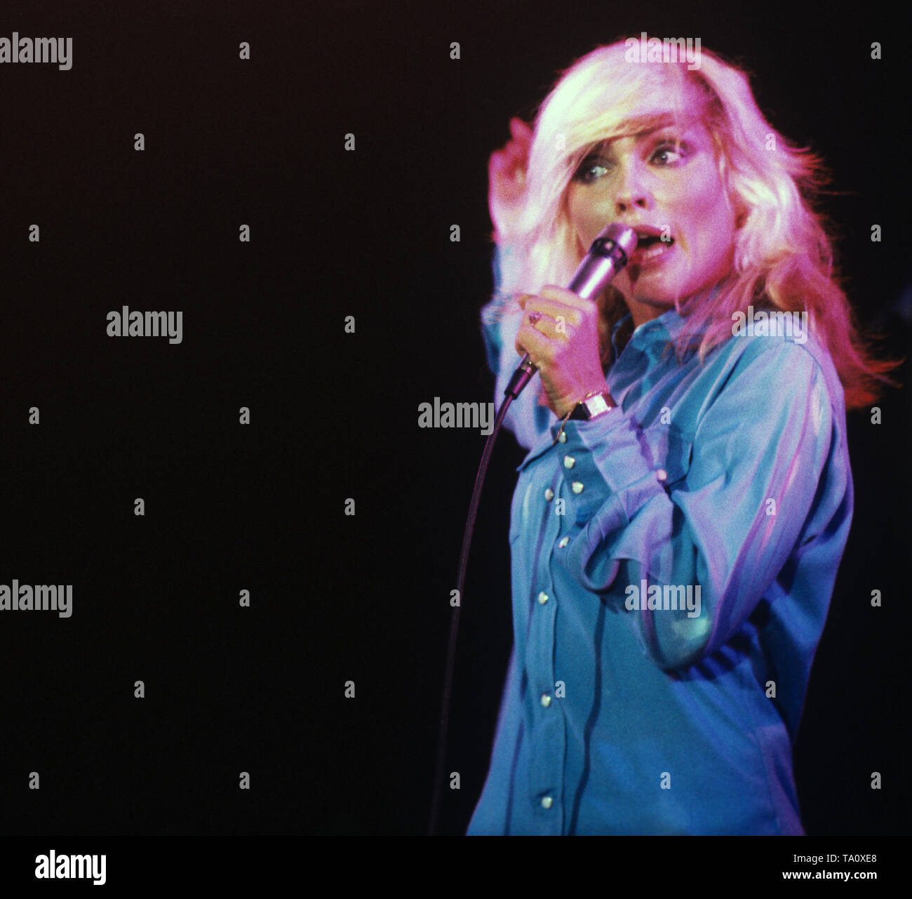 Debbie harry of blondie hi-res stock photography and images - Alamy