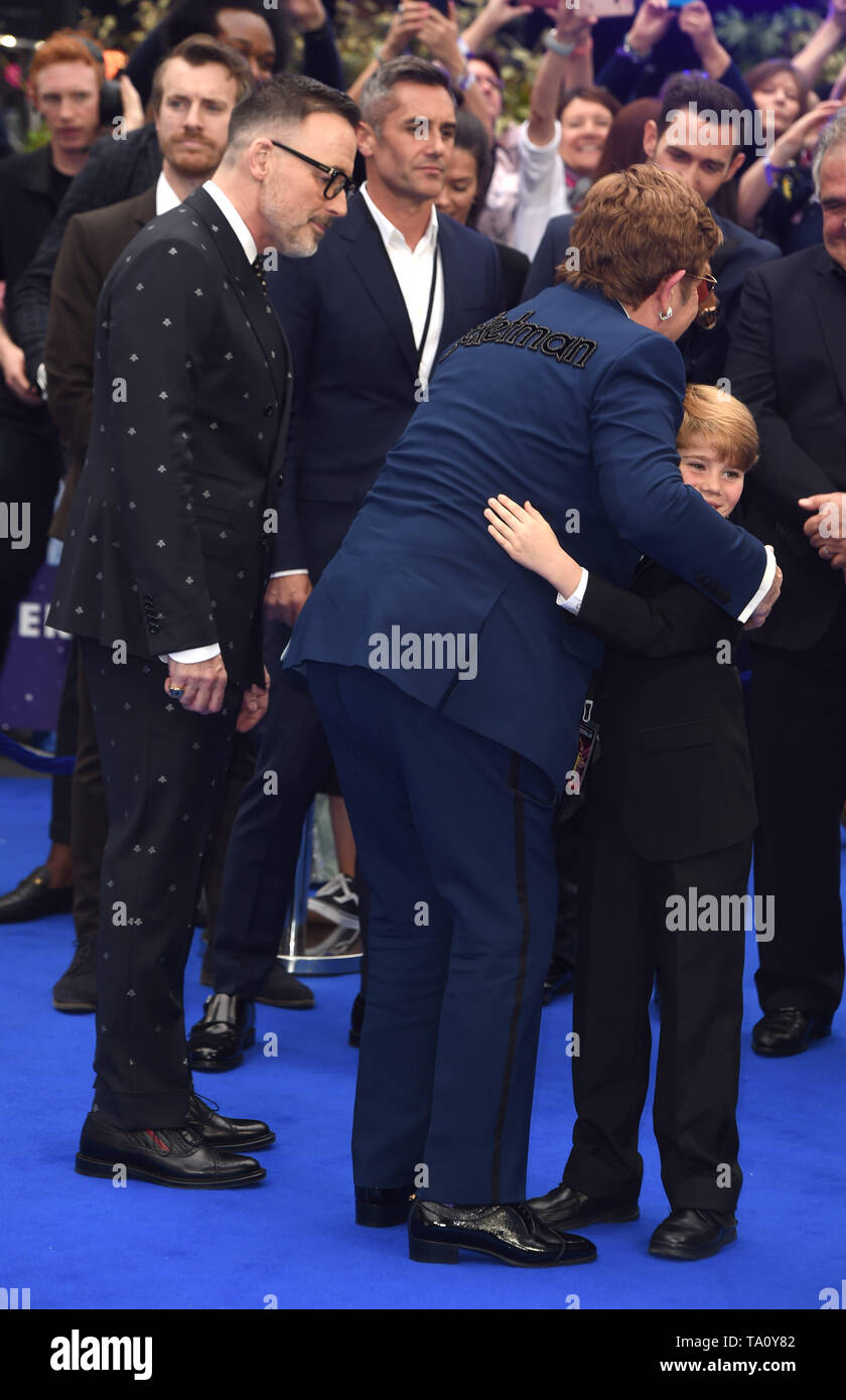 Elton blue glasses with pink hi-res stock photography and images - Alamy