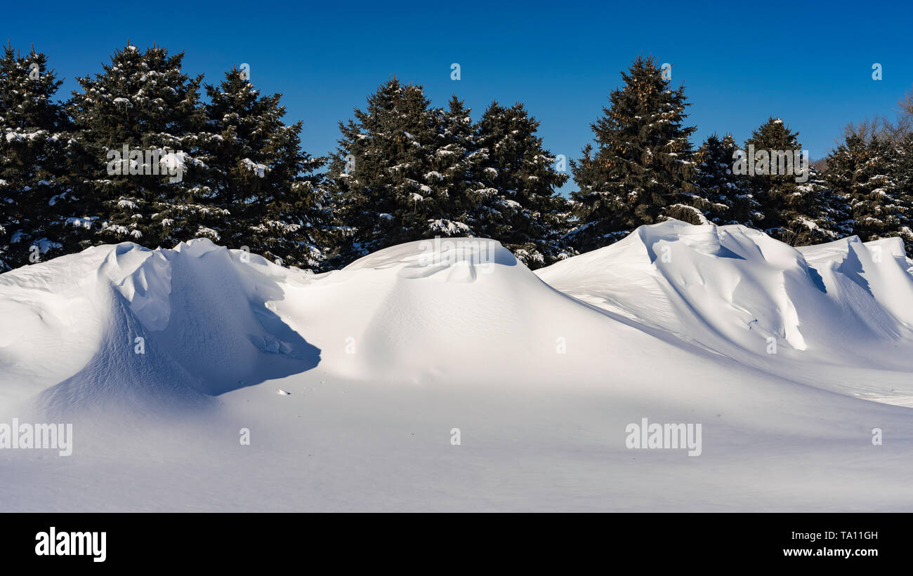 Drifts hi-res stock photography and images - Alamy