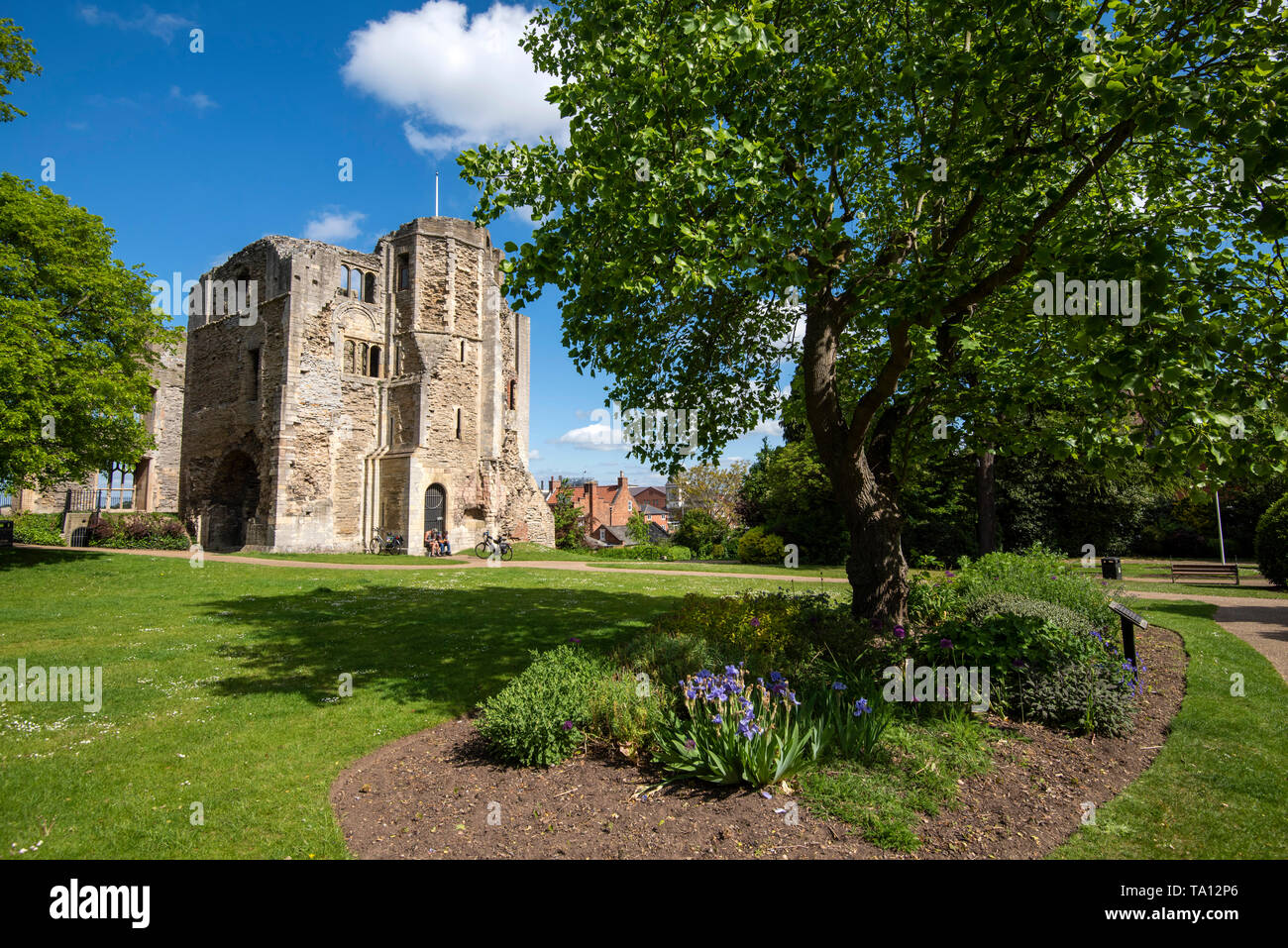 Newark Castle Gardens in Newark on Trent, Nottinghamshire England UK ...