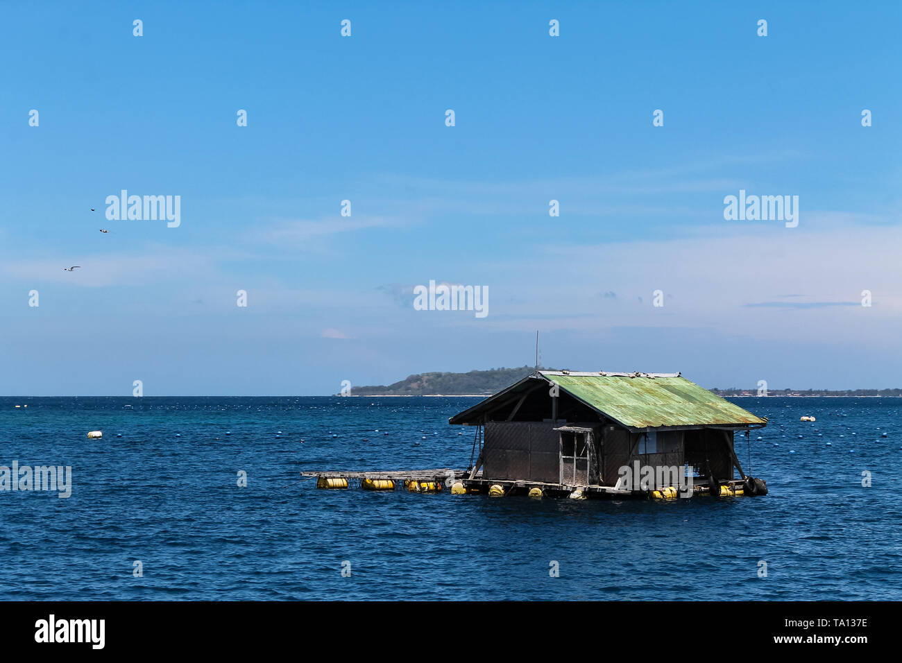 Asian floating house hi-res stock photography and images - Alamy