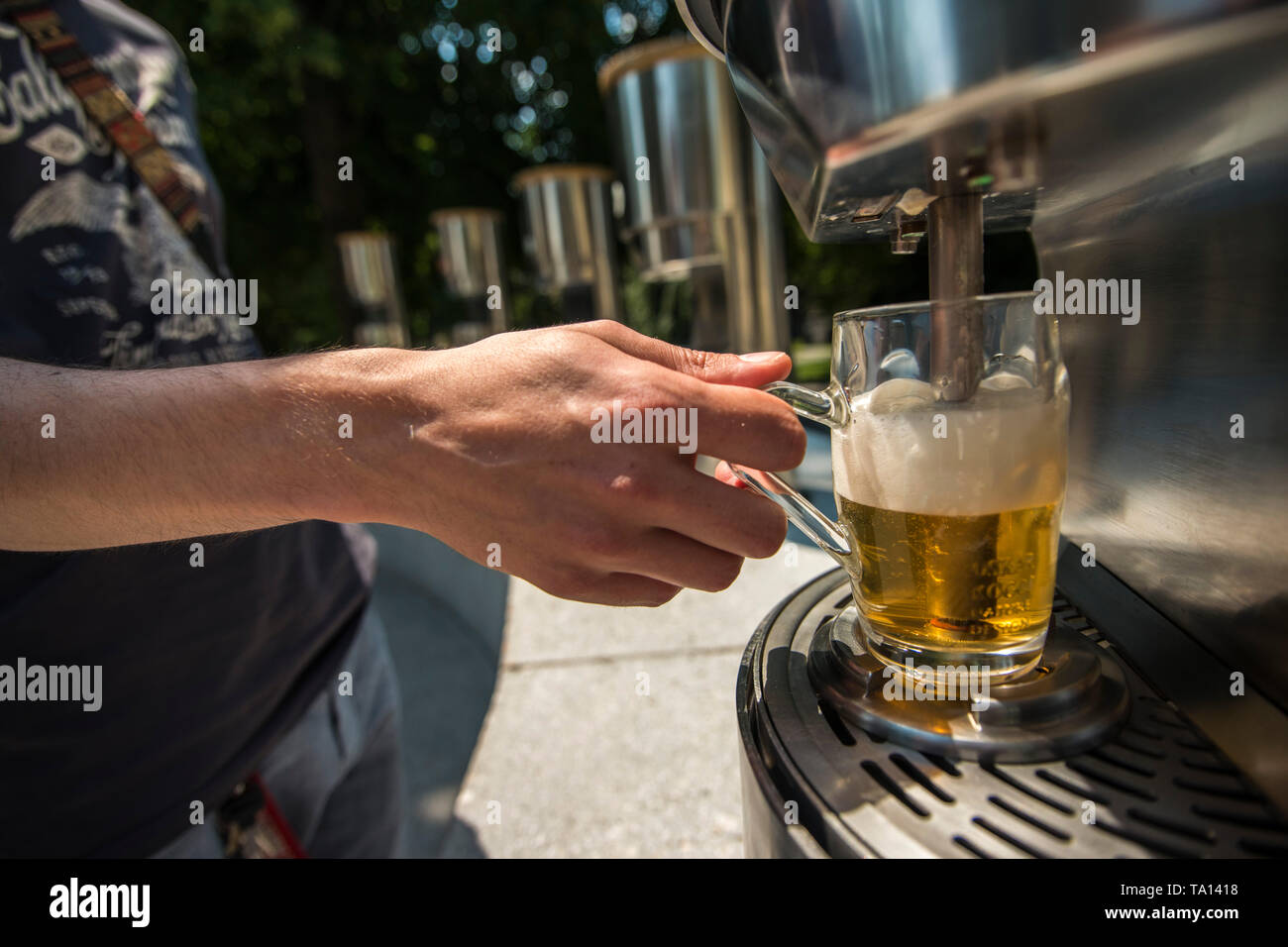 First beer fountain hi-res stock photography and images - Alamy
