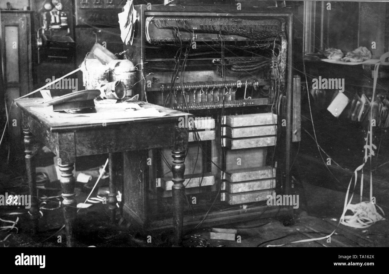 Historical telephone exchange hi-res stock photography and images - Alamy