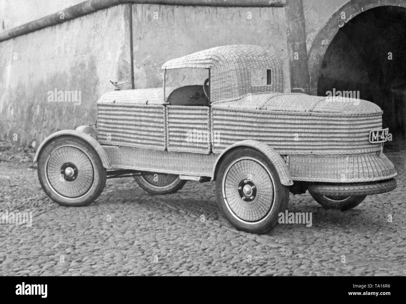 Research body Black and White Stock Photos & Images - Alamy