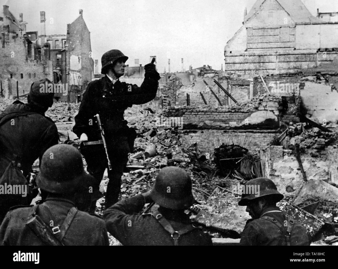 Emp 44 hi-res stock photography and images - Alamy