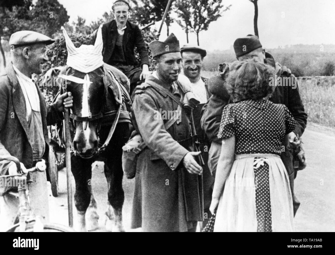 After the end of the fighting in France, soldiers from Alsace are ...