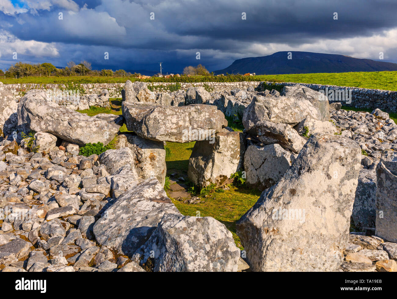 3rd century bc tomb hi-res stock photography and images - Alamy