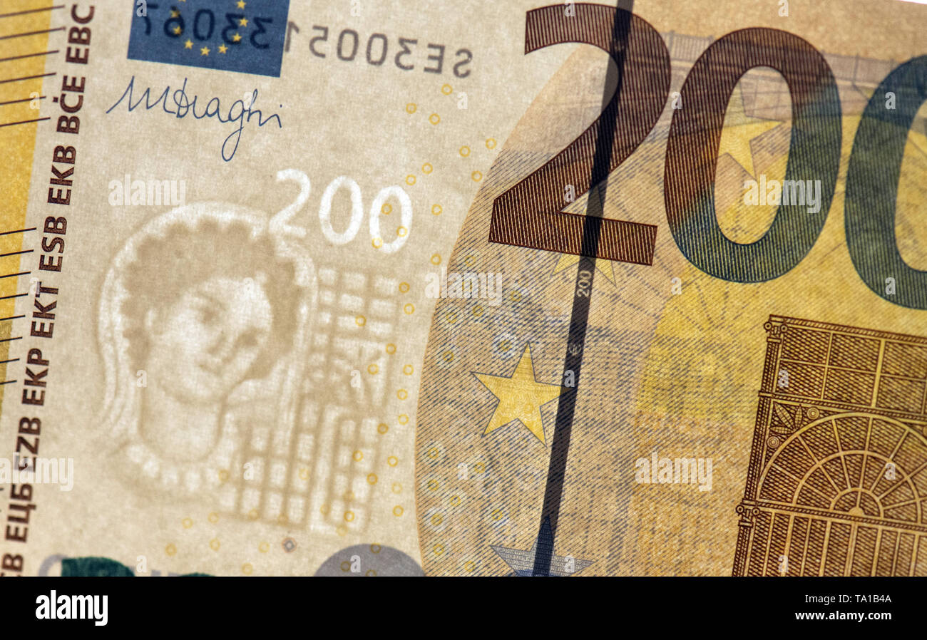 Portrait watermark hi-res stock photography and images - Alamy