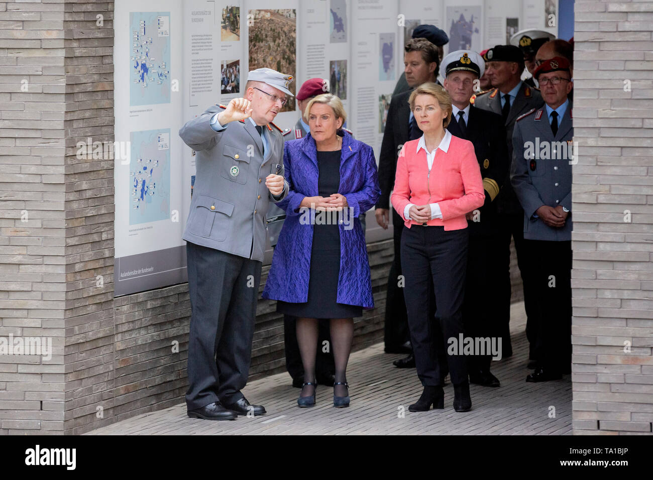 Schwielowsee, Germany. 21st May, 2019. Lieutenant General Erich Pfeffer ...