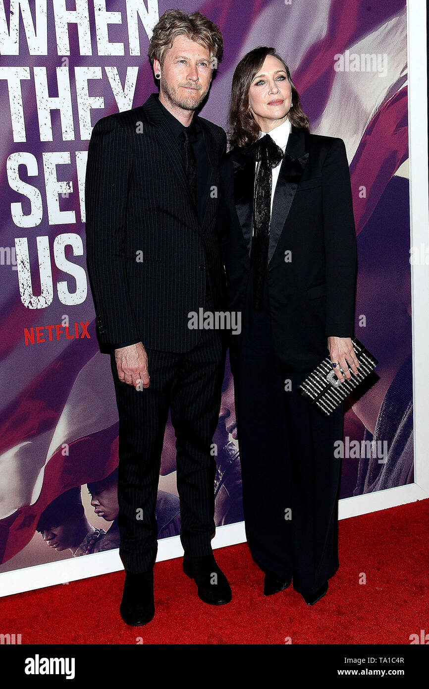 Vera farmiga and renn hawkey hi-res stock photography and images - Alamy