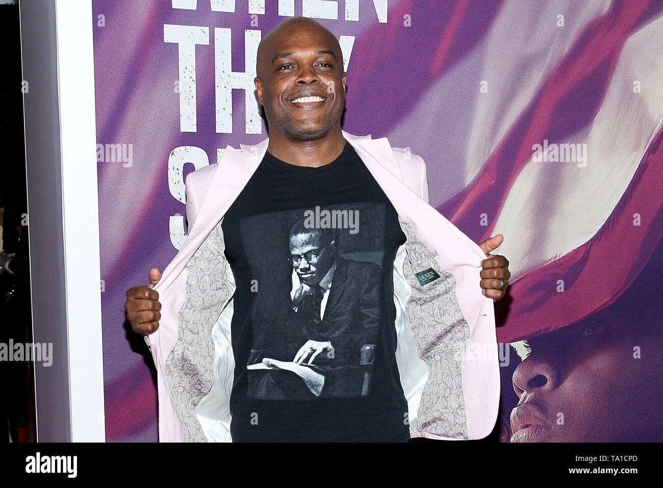 Ty jones hi-res stock photography and images - Alamy