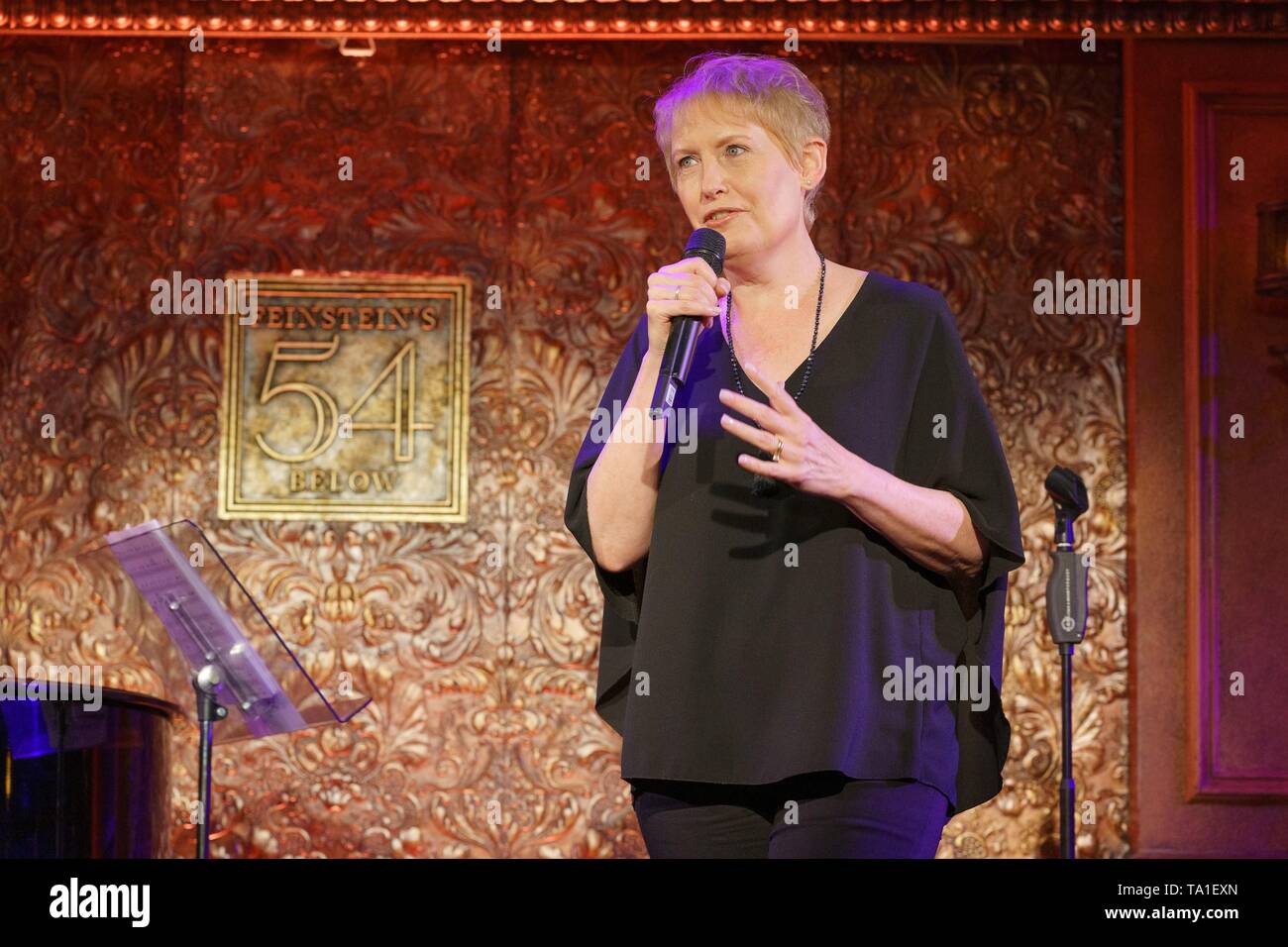 Liz callaway hi-res stock photography and images - Alamy