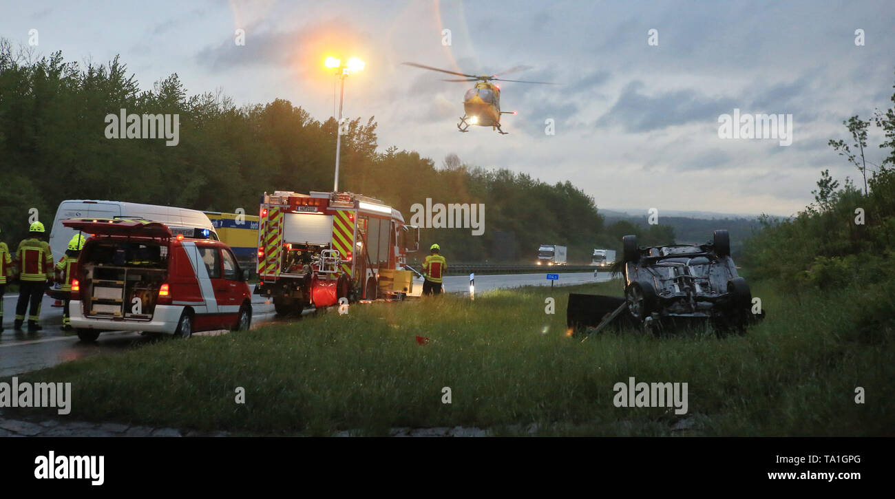 Elchingen, Germany. 21st May, 2019. There is a car on the A8 on the ...