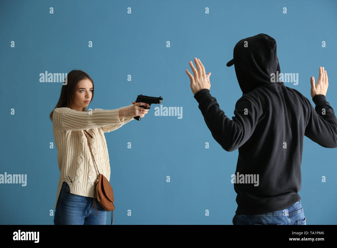 Female defending herself hi-res stock photography and images - Alamy