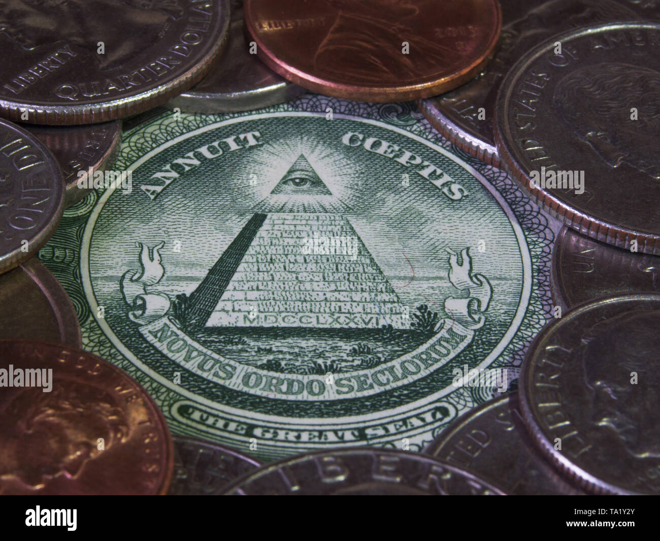 Annuit coeptis hi-res stock photography and images - Alamy
