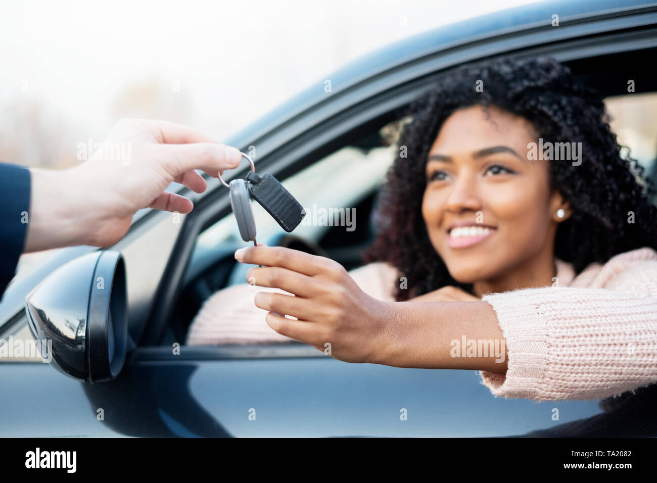Woman at car dealership hi-res stock photography and images - Alamy