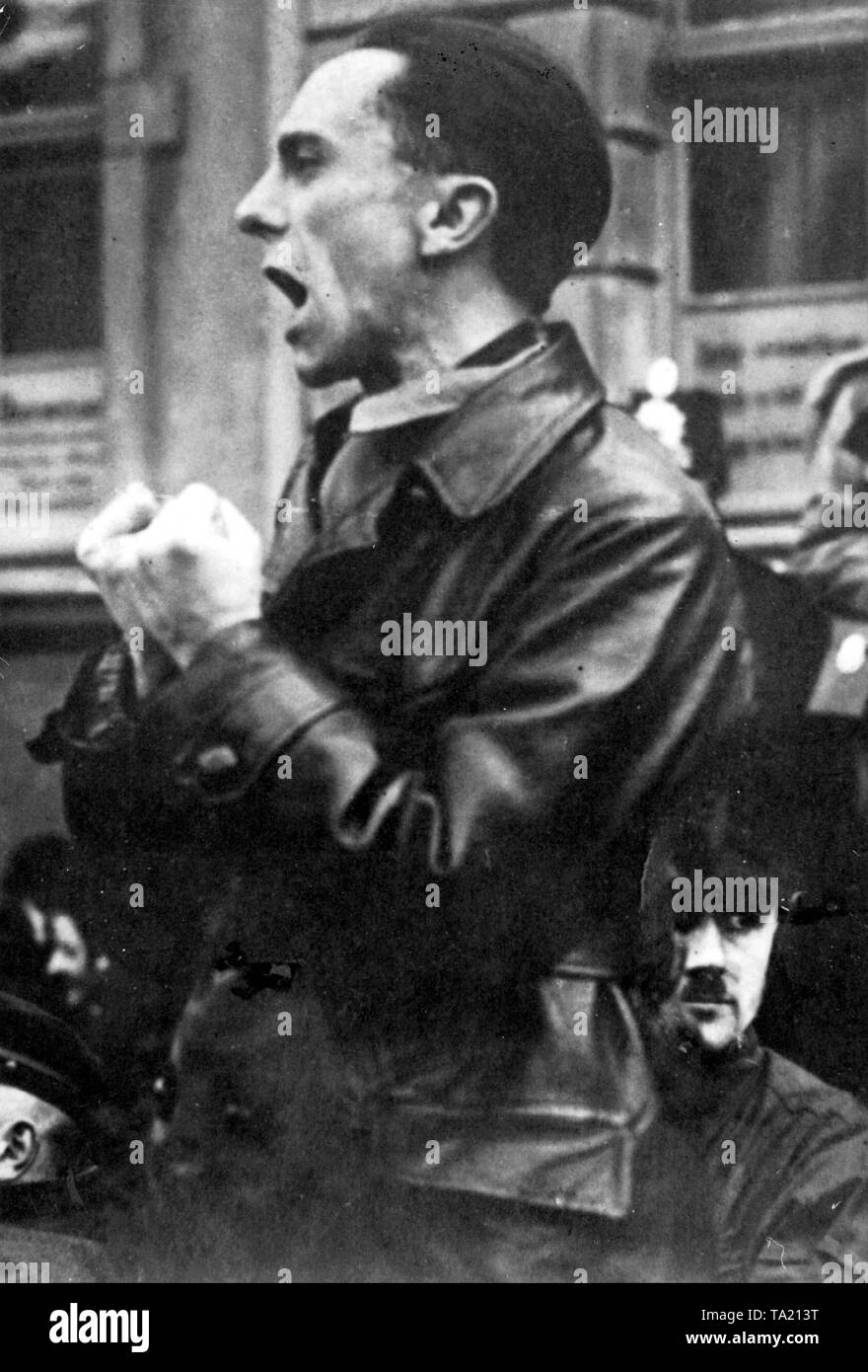 Meeting of the nsdap hi-res stock photography and images - Alamy