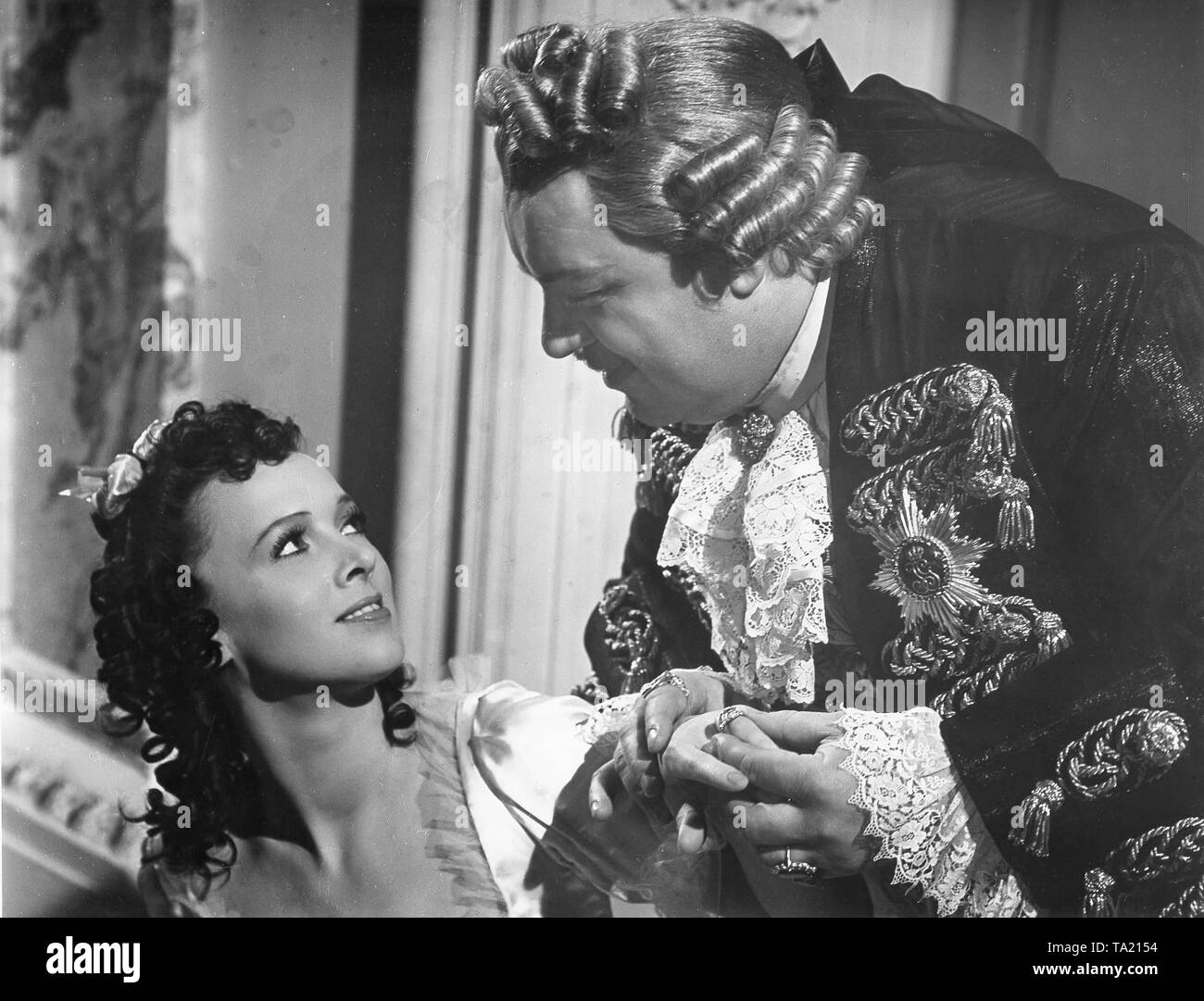 Henry George and Ursula Deinert in the Nazi propaganda film 'Suess the ...