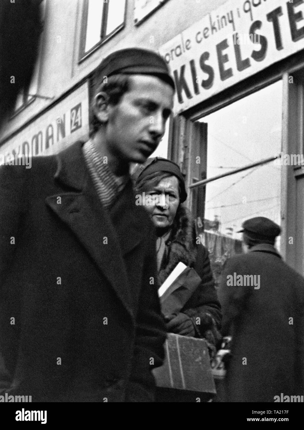 Jews eastern europe Black and White Stock Photos & Images - Alamy