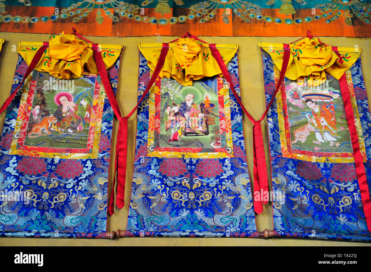 Tibetan thangka paintings hi-res stock photography and images - Alamy