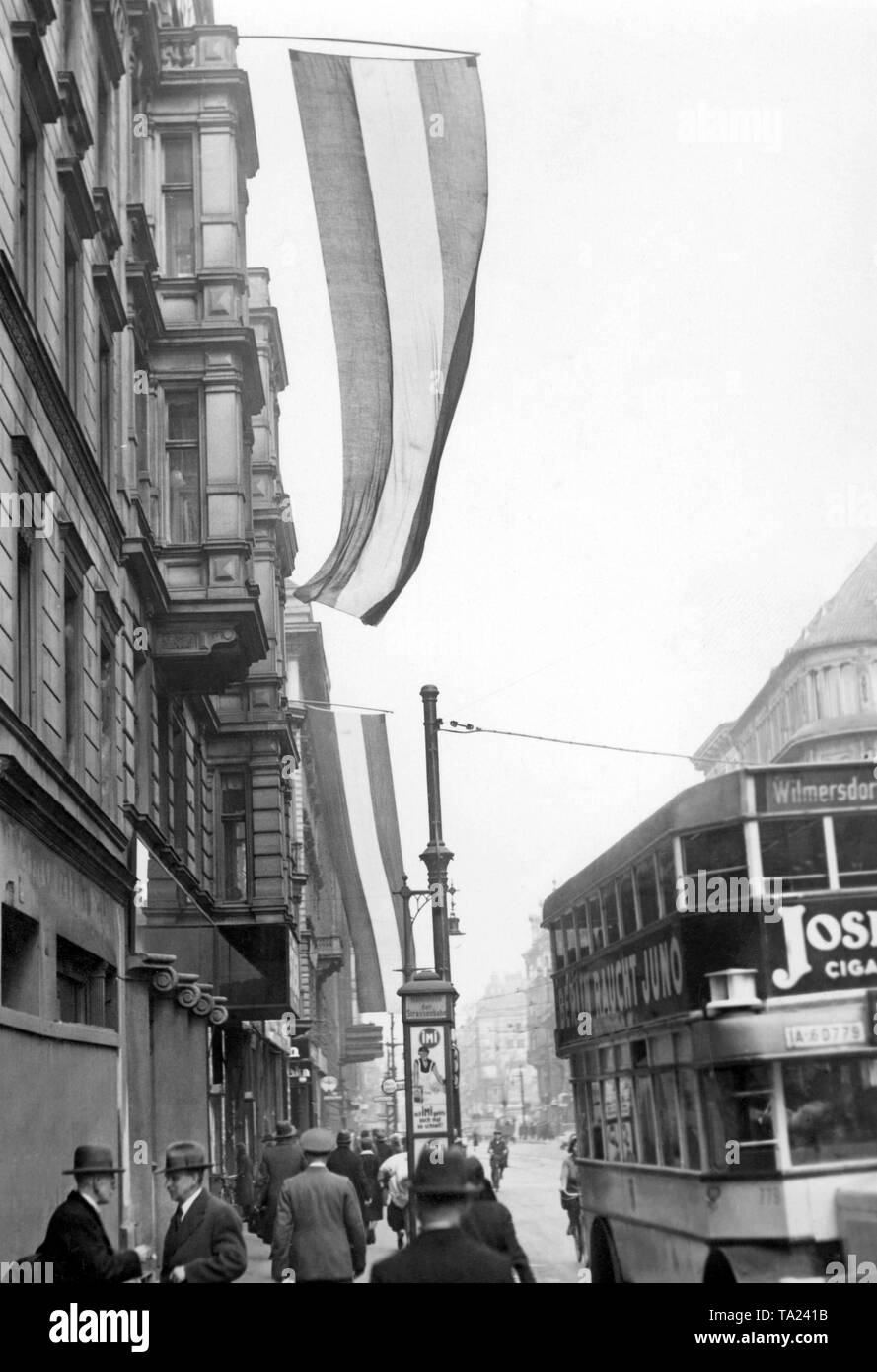 1930s berlin color hi-res stock photography and images - Alamy