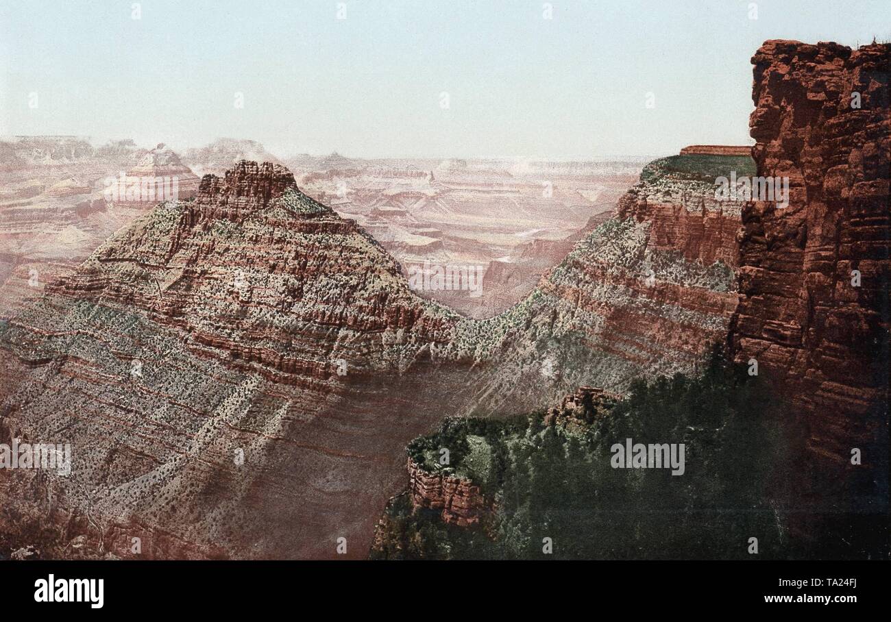 Mountain range of Grand Canyon in the United States Stock Photo - Alamy