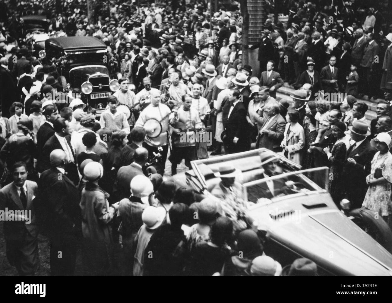 Parade at the Film Festival in the Berlin Zoo Stock Photo - Alamy