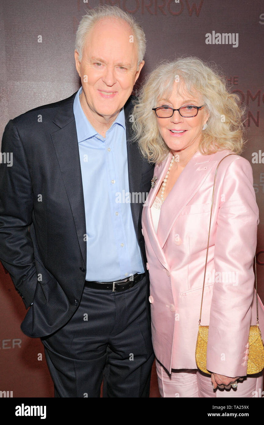 NEW YORK, NY - MAY 20: John Lithgow and Blythe Danner attend the "The ...
