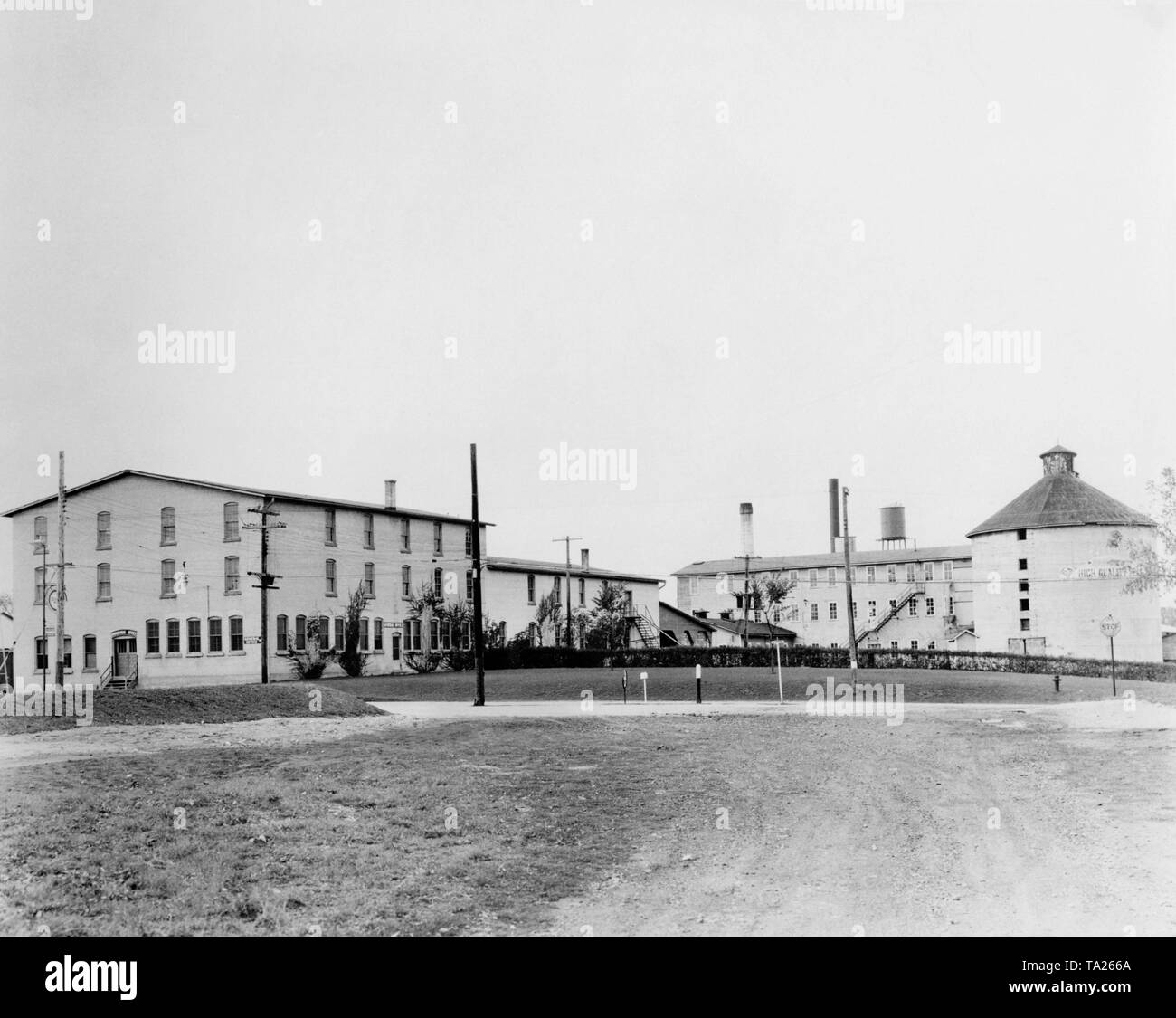 Factory us 1930s hi-res stock photography and images - Alamy