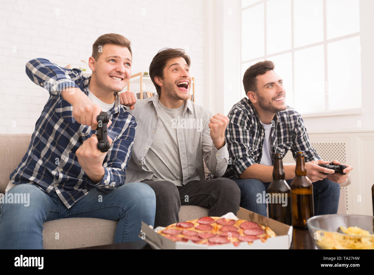 Avid video hi-res stock photography and images - Alamy