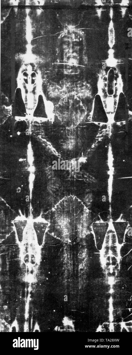 Burial shroud of jesus Black and White Stock Photos & Images - Alamy