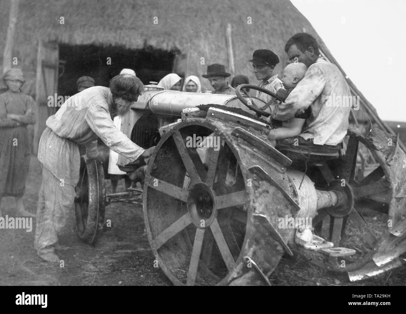 Mechanization hi-res stock photography and images - Alamy