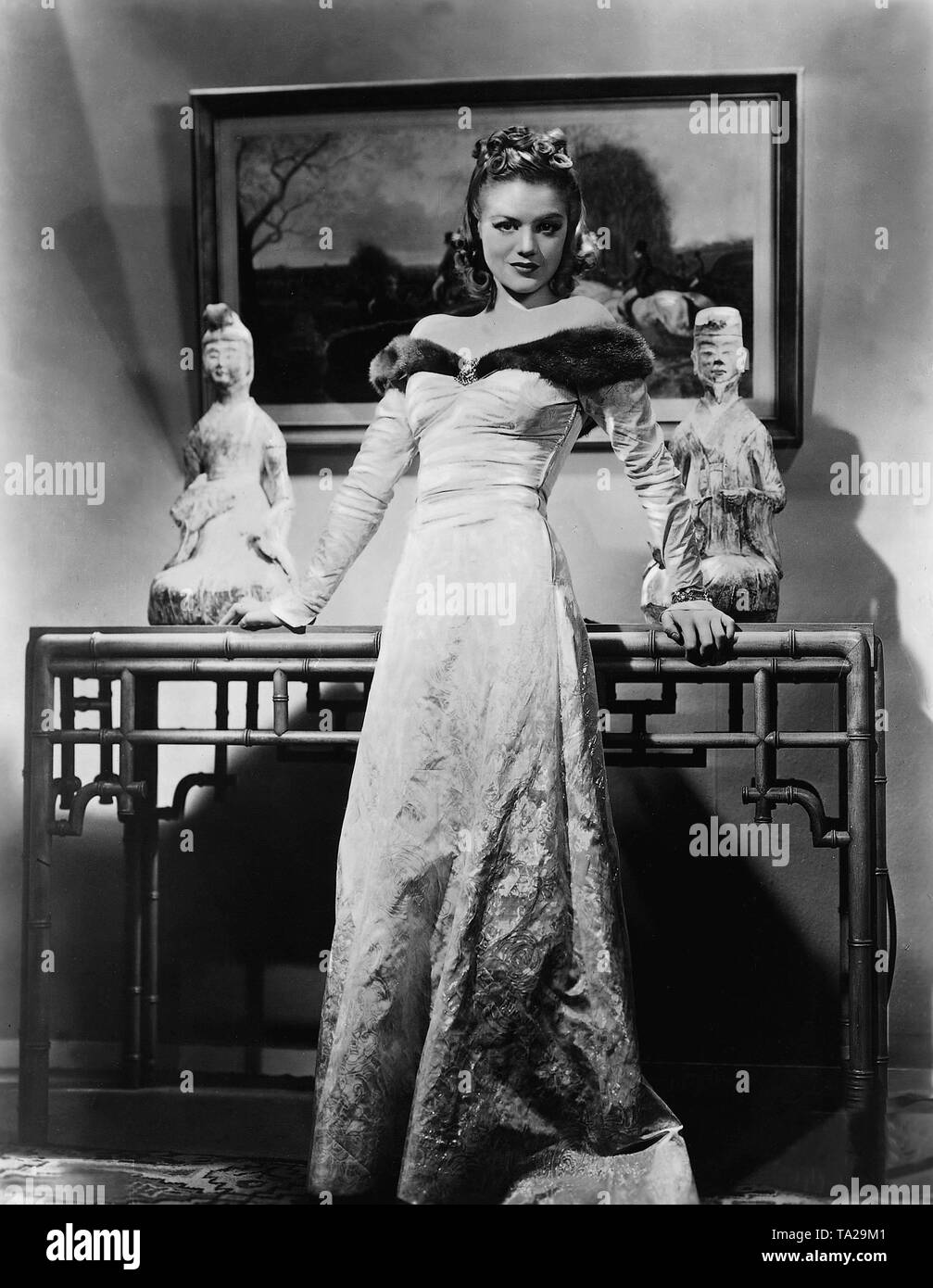 Simone simon actress hi-res stock photography and images - Alamy