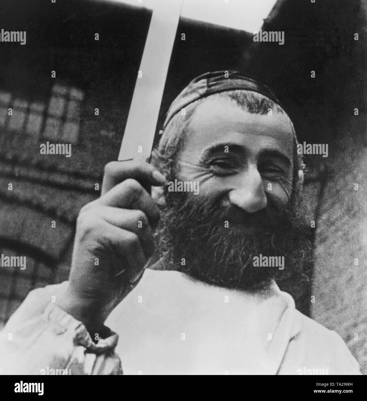 Scene from the Nazi propaganda film "The Eternal Jew", directed by ...