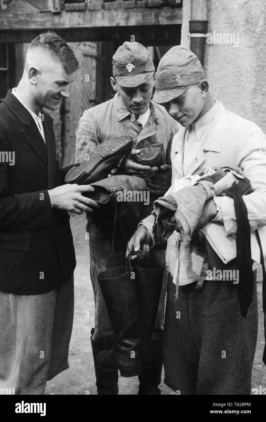 Reich labour service hi-res stock photography and images - Alamy