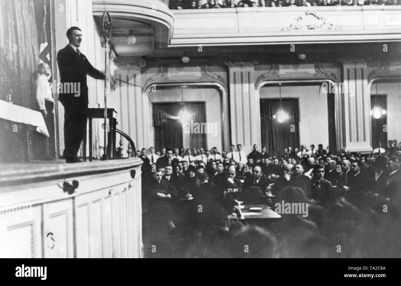 1930 adolf hitler uniform hi-res stock photography and images - Alamy