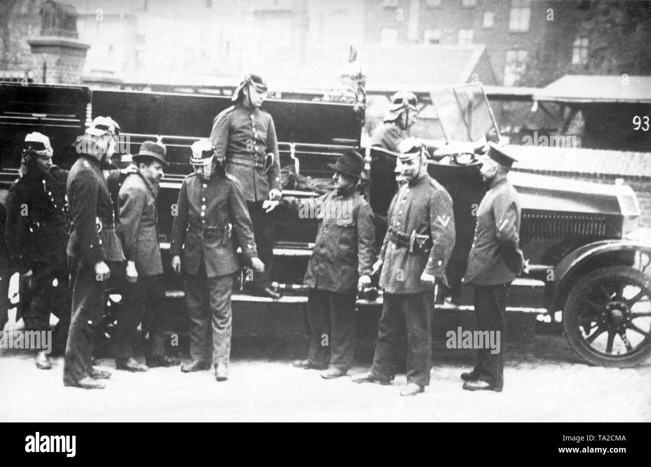 1920s firefighters hi-res stock photography and images - Alamy