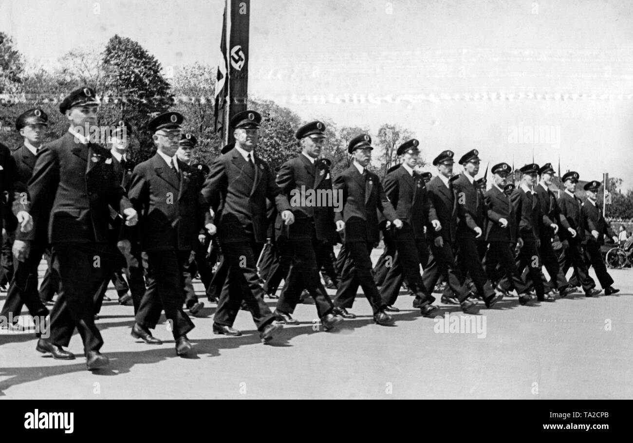 Functionaries of the German Labor Front during a march to the "Day of ...