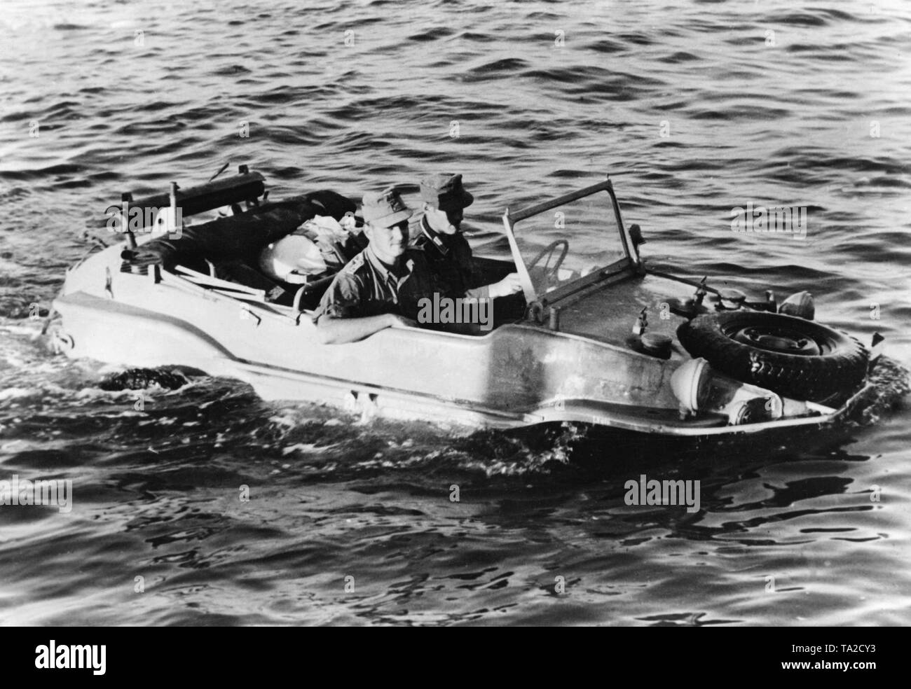 Schwimmwagen Black and White Stock Photos & Images - Alamy