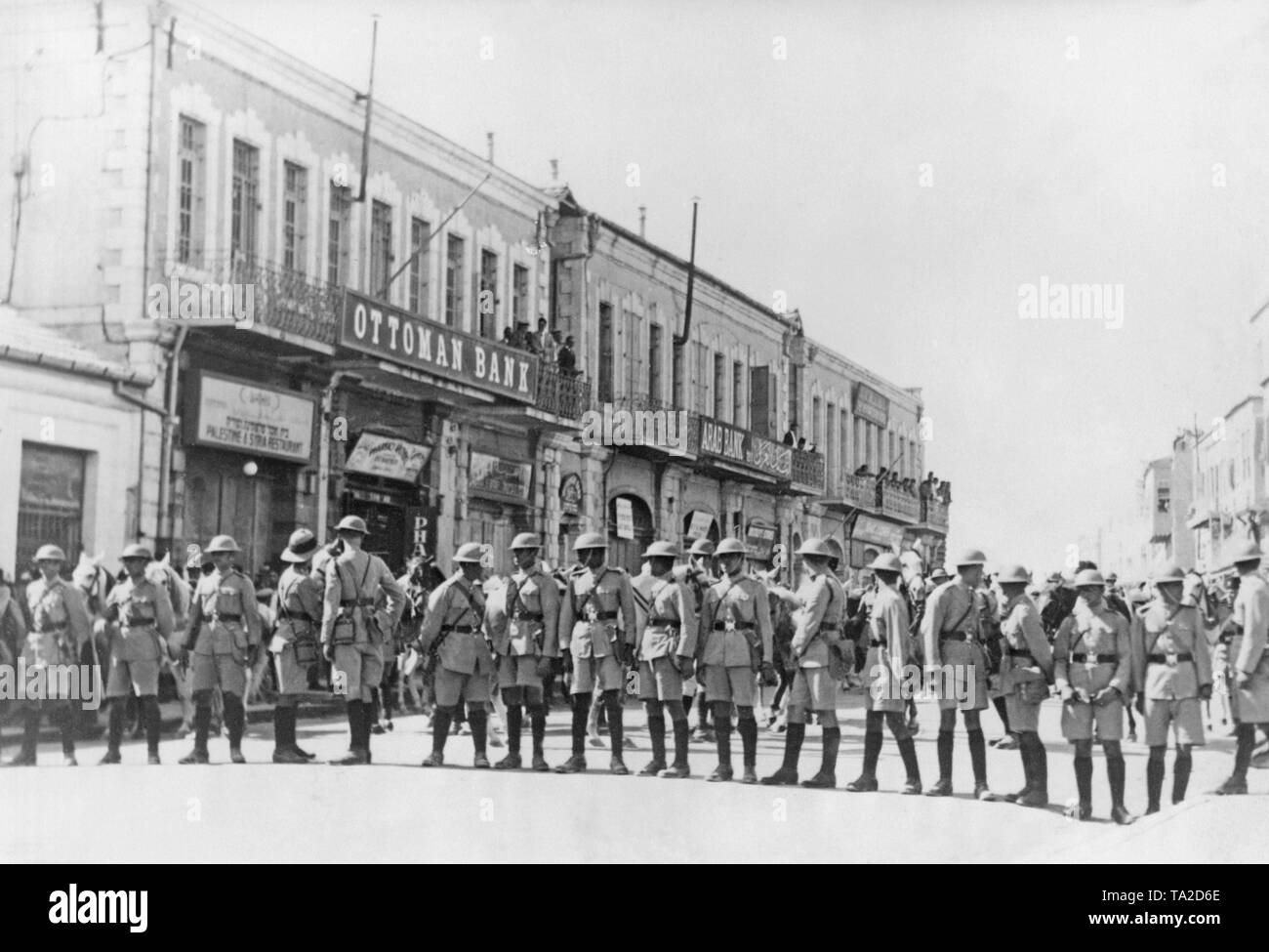 British army ranks hi-res stock photography and images - Alamy